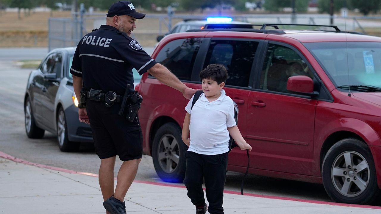 Texas wanted armed officers at every school after Uvalde. Many can't meet that standard - Newsday