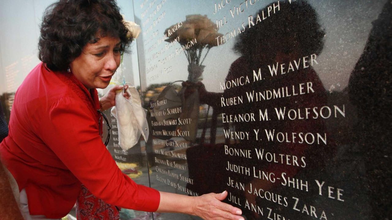 Remembering TWA Flight 800's victims - Newsday