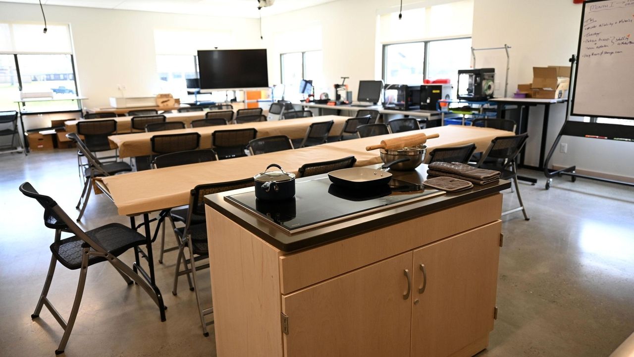 Long Island libraries need to offer books and more - Newsday