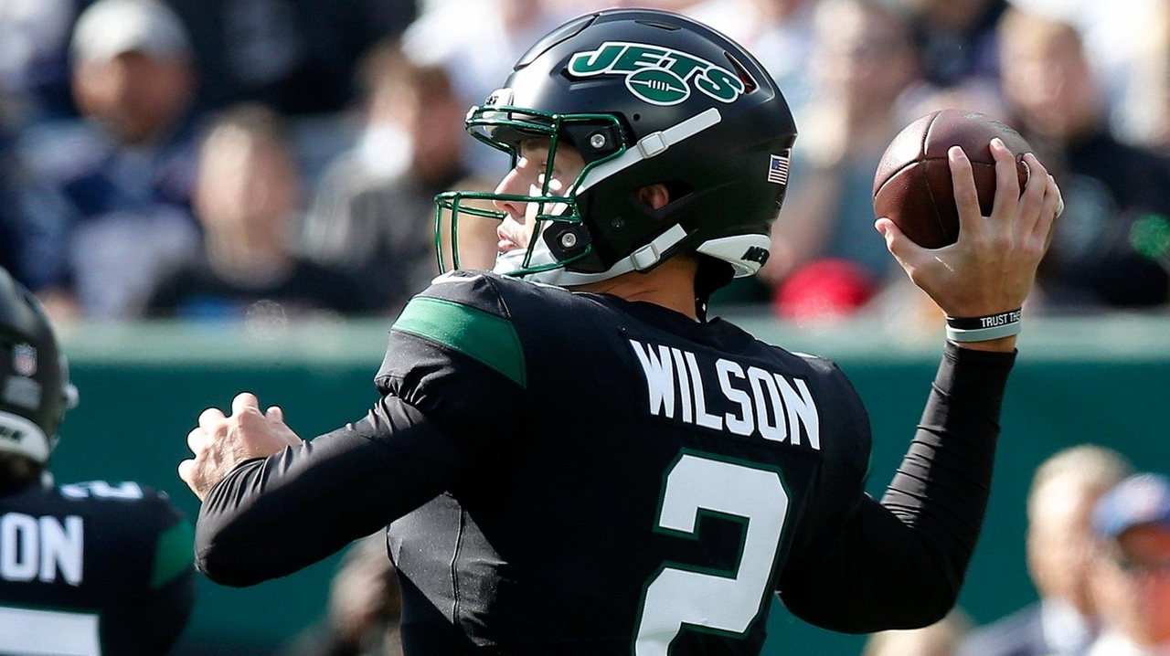 Jets QB Zach Wilson taking every offensive snap rest of season - Newsday