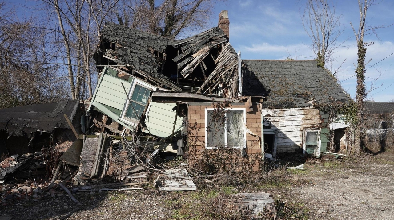 Artifacts sought in dig to preserve Huntington Black history - Newsday