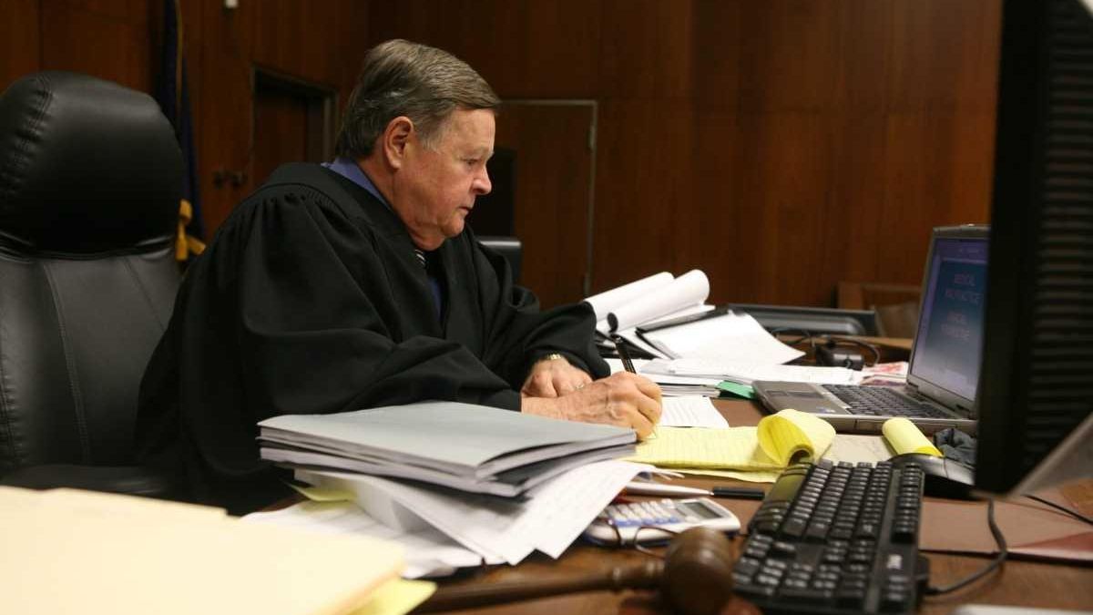 LI judge tells Congress about the mortgage crisis - Newsday