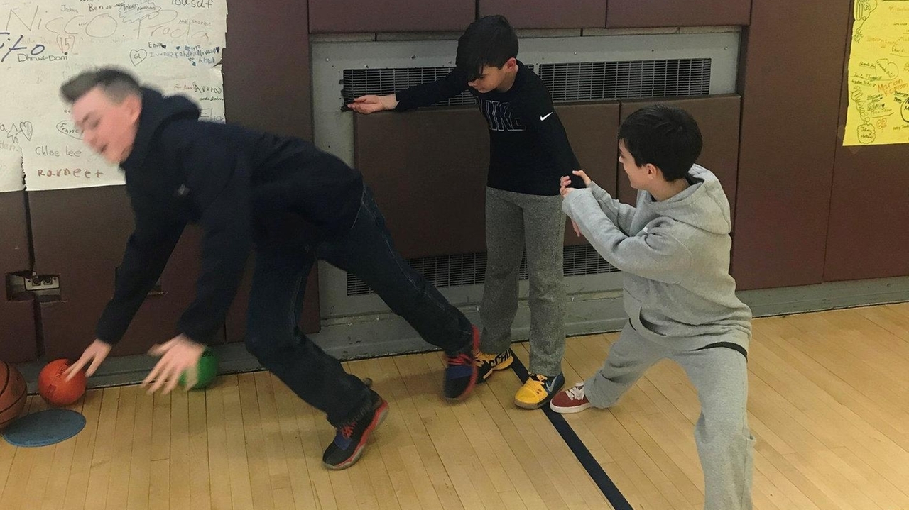 Accident keeps LI kid stuck in gym class - Newsday