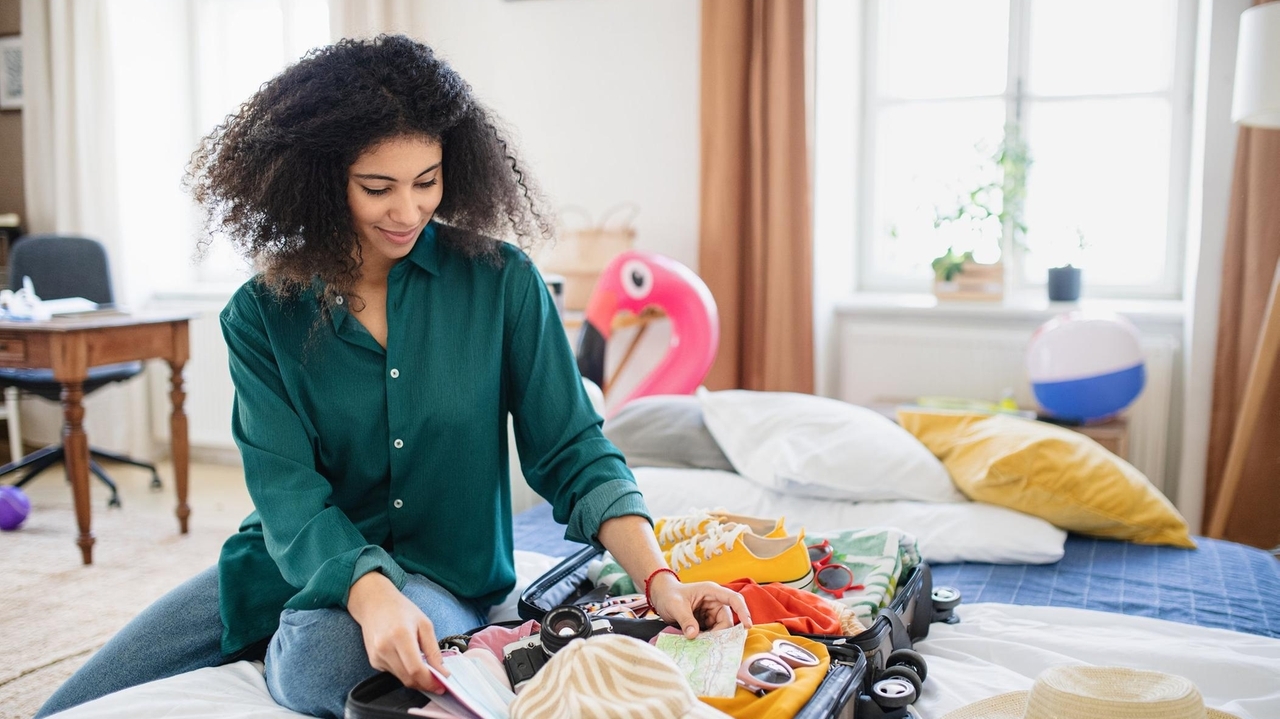 Tips and tricks for packing a carry-on from crew members and frequent ...