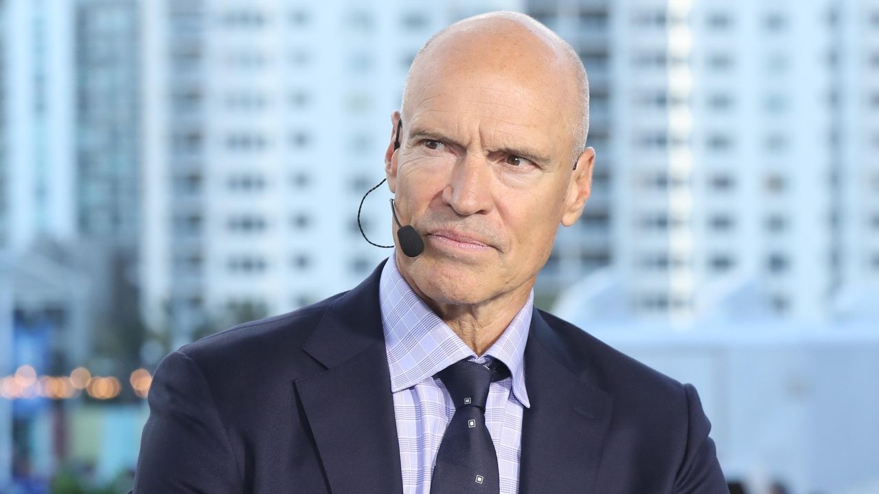 Messier changes his pick and goes with Rangers - Newsday