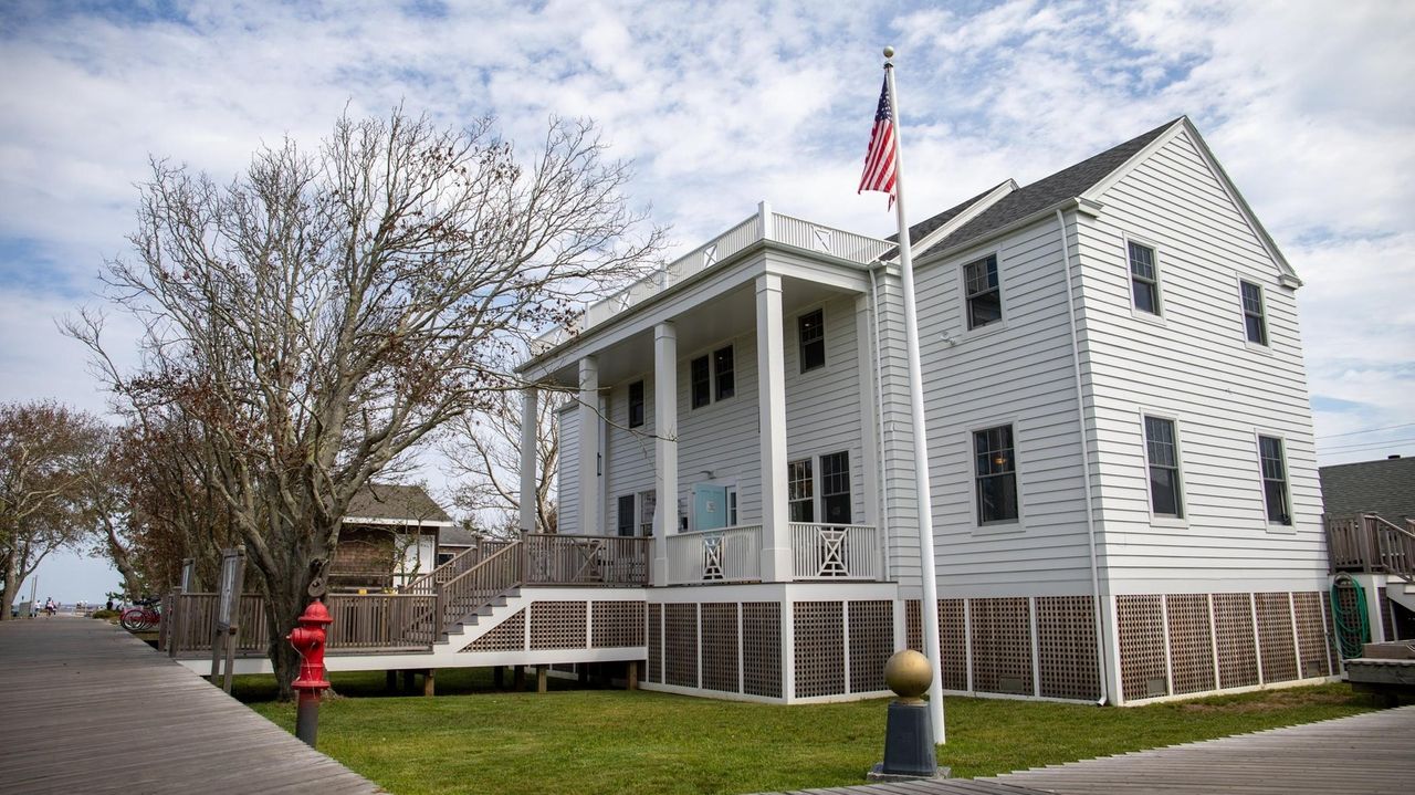 Sanitation company sues Fire Island National Seashore over pickups in ...