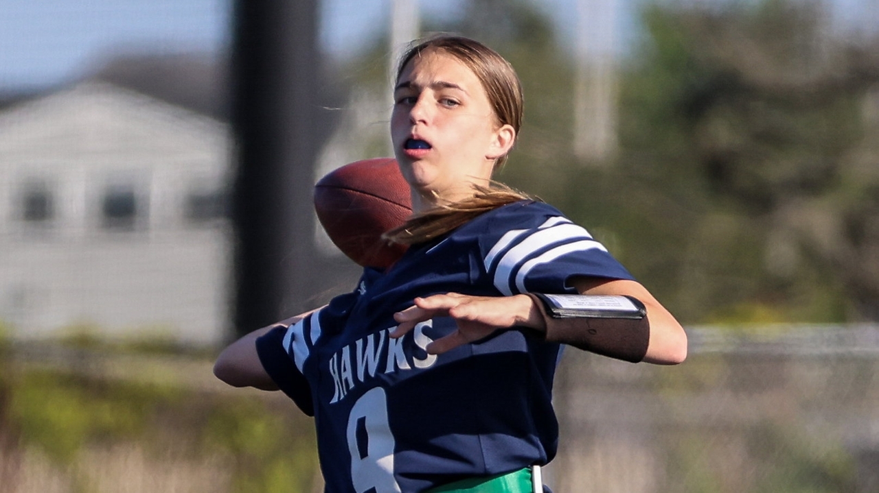 NFL invites LI flag football stars to leadership symposium - Newsday