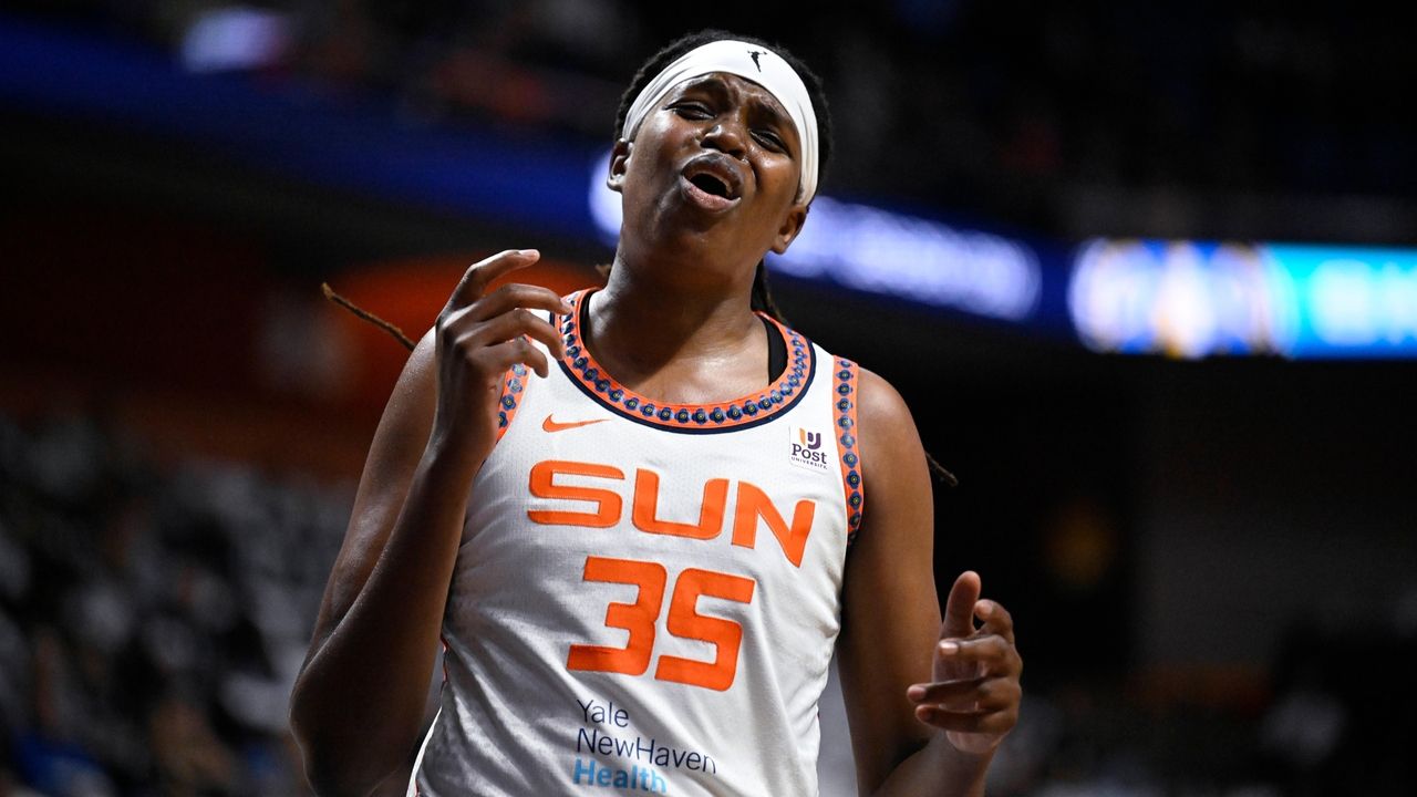 Jonquel Jones, the 2021 WNBA MVP, excited to be in New York - Newsday