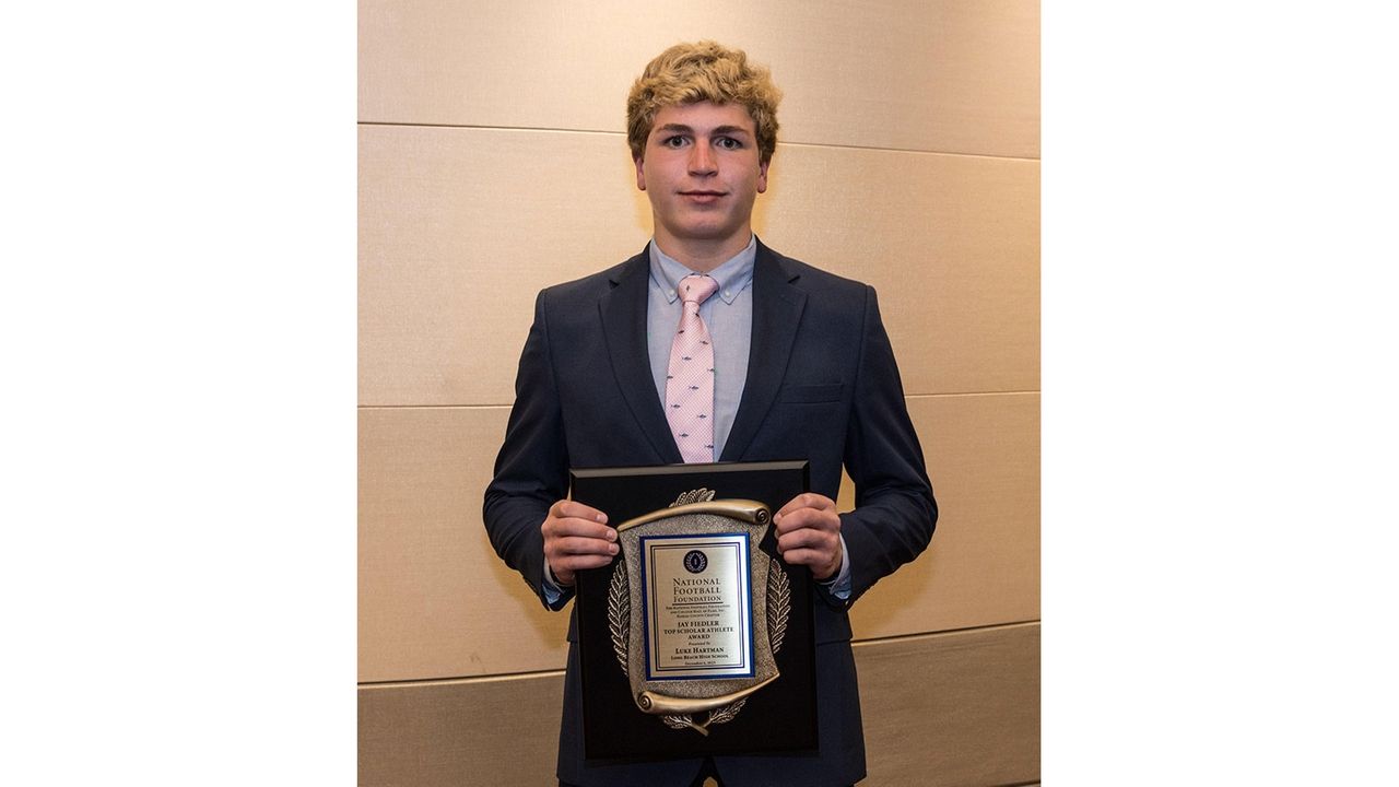 Long Beach's Luke Hartman wins Jay Fiedler Top Scholar Athlete award ...