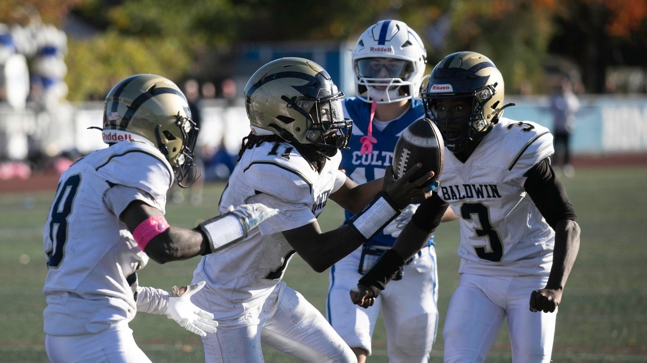 Baldwin vs. Calhoun - Newsday
