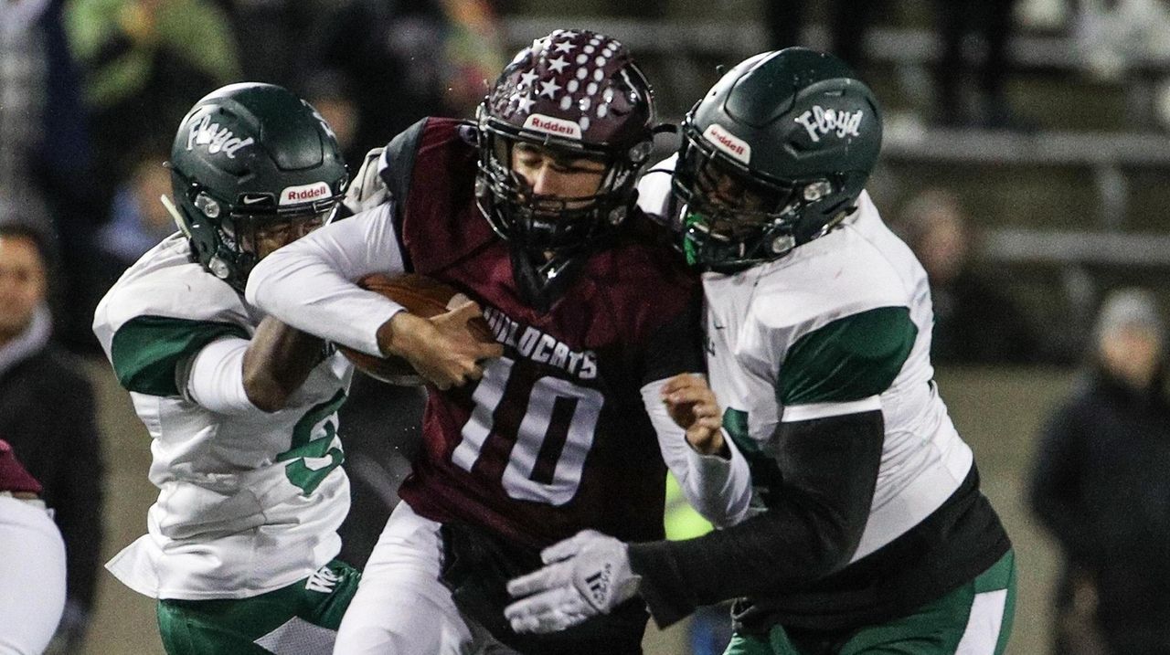 Photos: Whitman vs. Floyd in Suffolk I final - Newsday