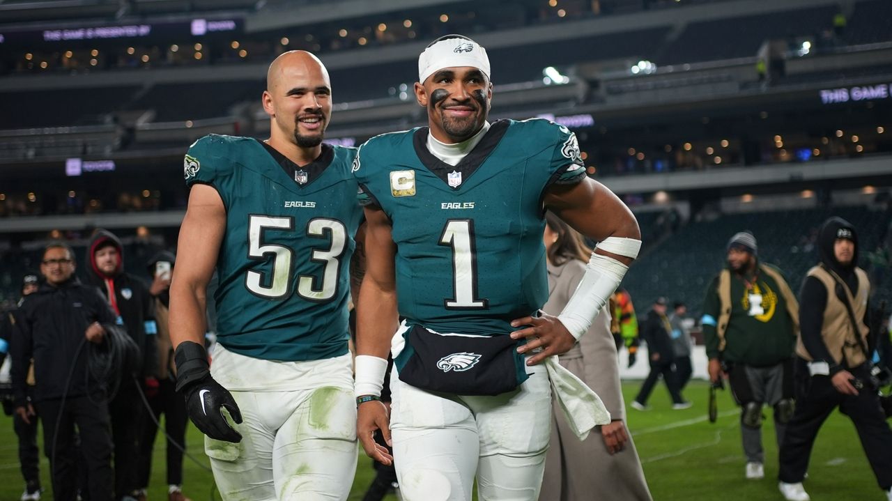 Eagles rolling behind Hurts, Barkley atop division and as one of NFL's ...