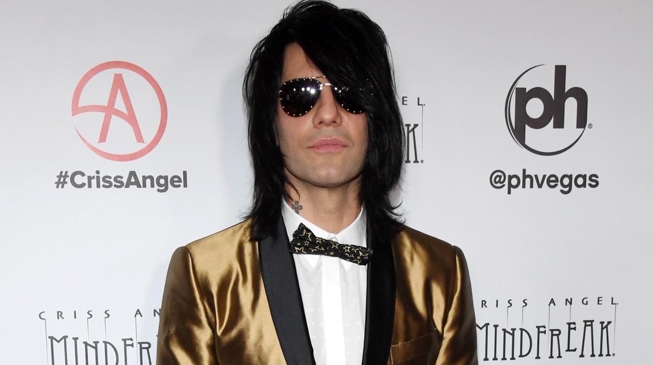 LI's Criss Angel brings his act to Broadway - Newsday