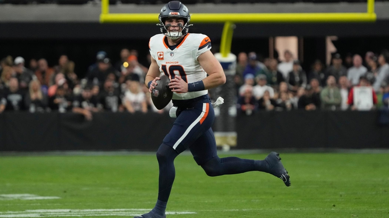 Bo Nix taking 'Monday Night Football' debut in stride as he leads ...