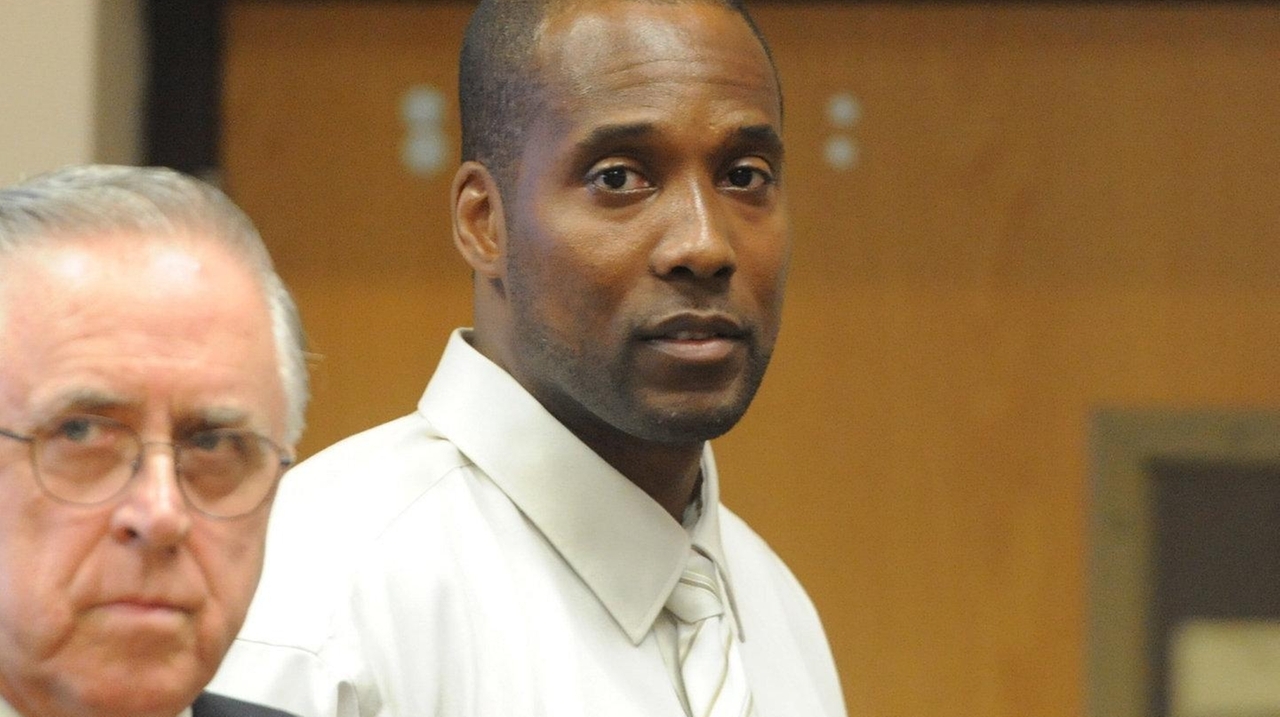 Defense in murder case calls for dismissal after DA misconduct - Newsday