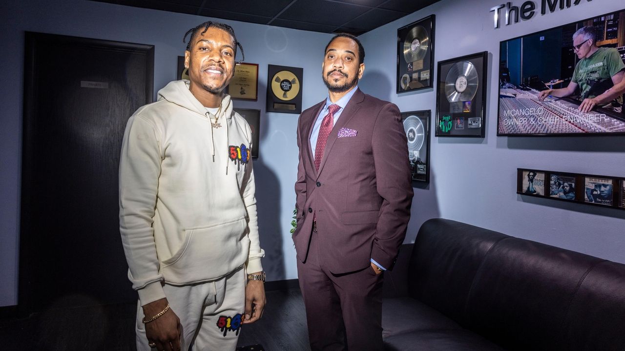 Six more pot shops approved for Long Island - Newsday