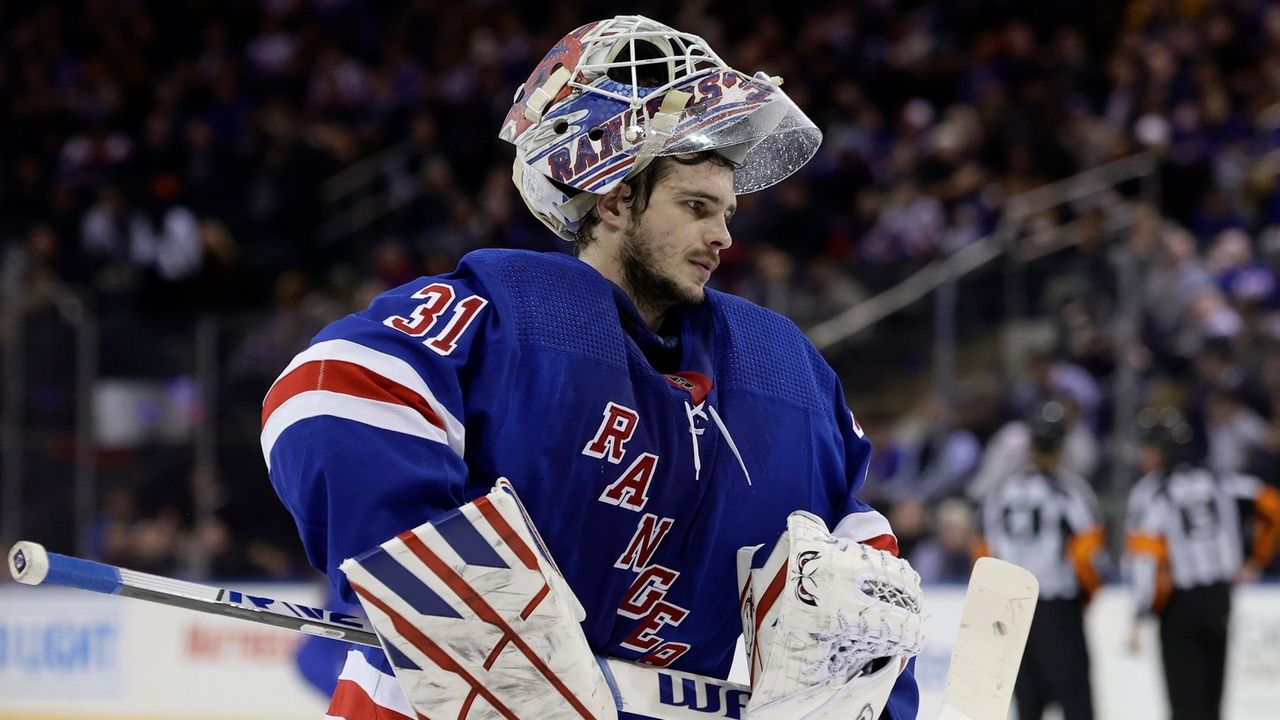 Rangers' winning streak stopped at five with loss to Penguins at MSG ...