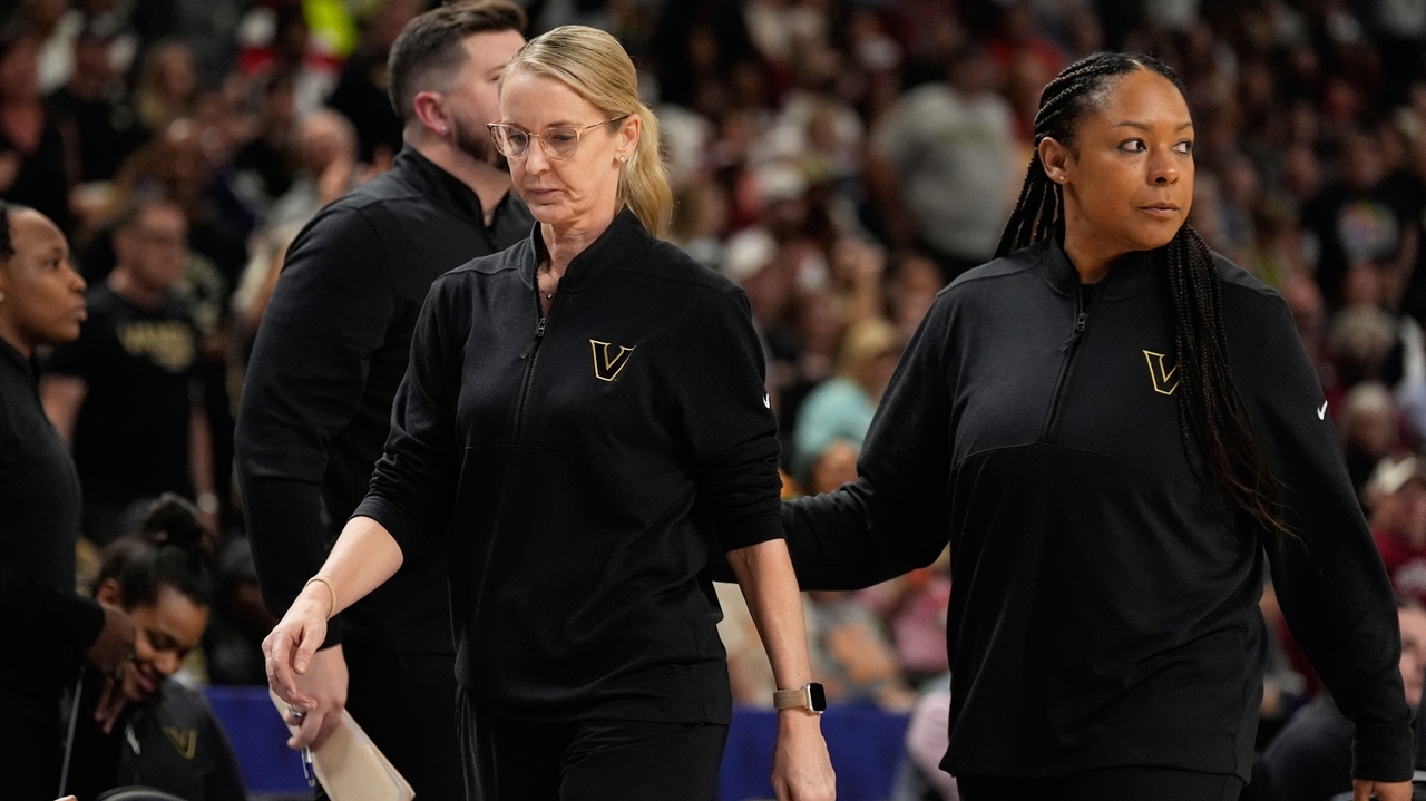 Vanderbilt coach Shea Ralph defends decision to walk on court to argue ...