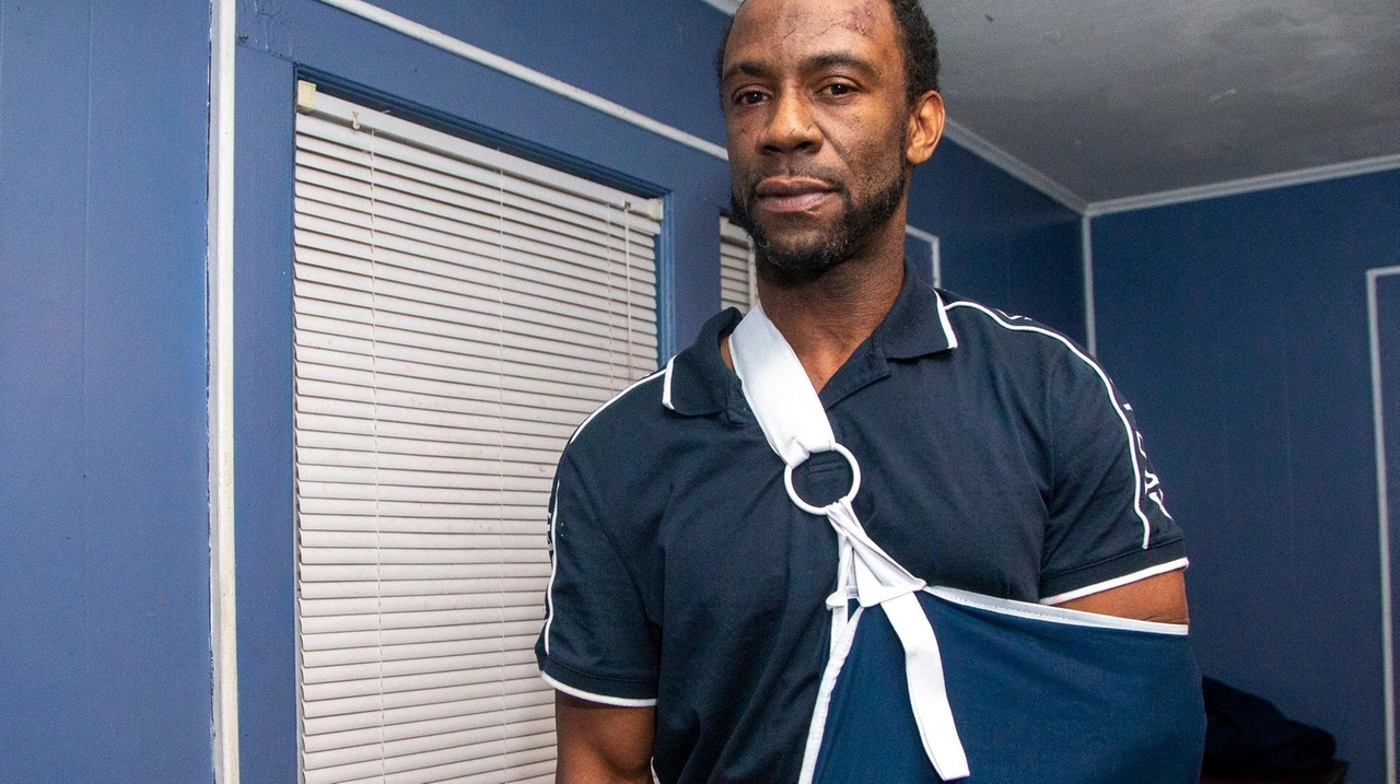 Activists call on governor, attorney general to look into Rogers' case ...