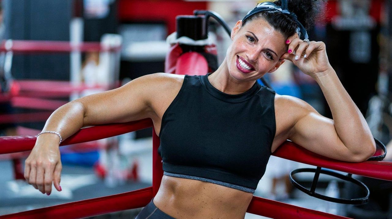 Boxing ring, then wedding ring for LI’s Napoleon - Newsday