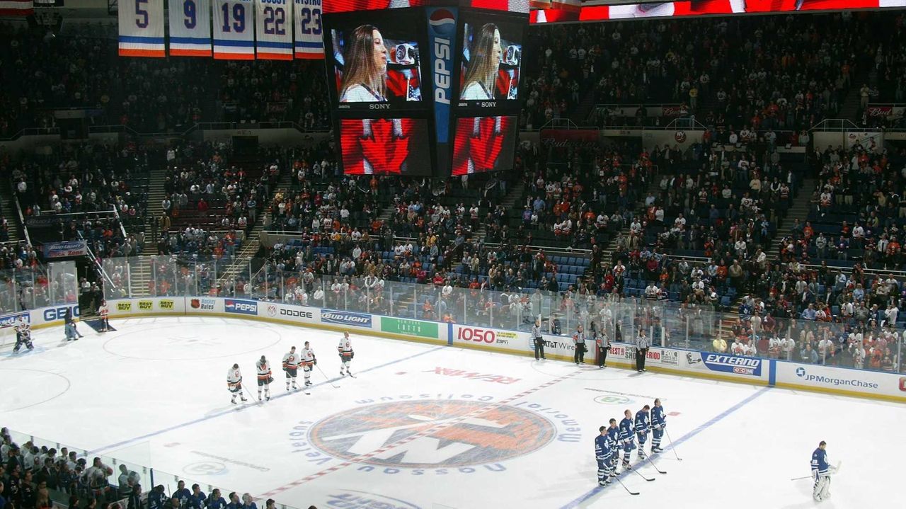 Islanders attendance at Nassau Coliseum - Newsday