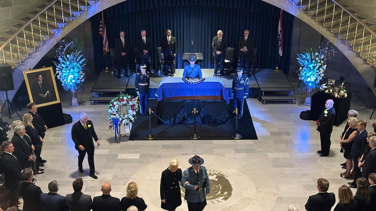 Four-term US Sen. Christopher 'Kit' Bond remembered for training a ...