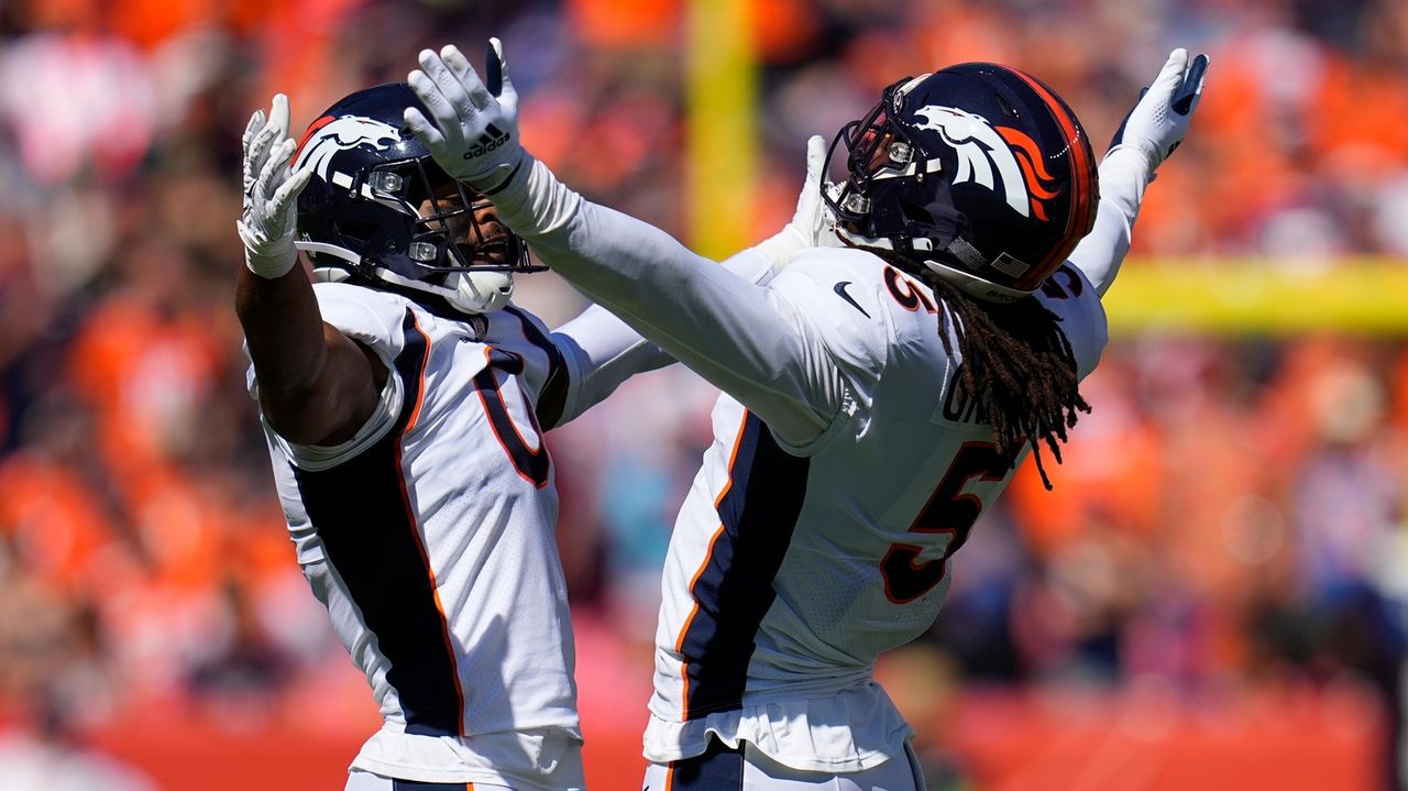 Broncos trade benched pass rusher Randy Gregory to 49ers in deal ...