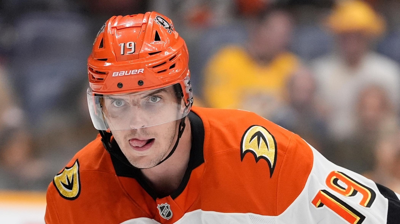 Ducks forward Troy Terry will be out 5-6 months after hip surgery - Newsday