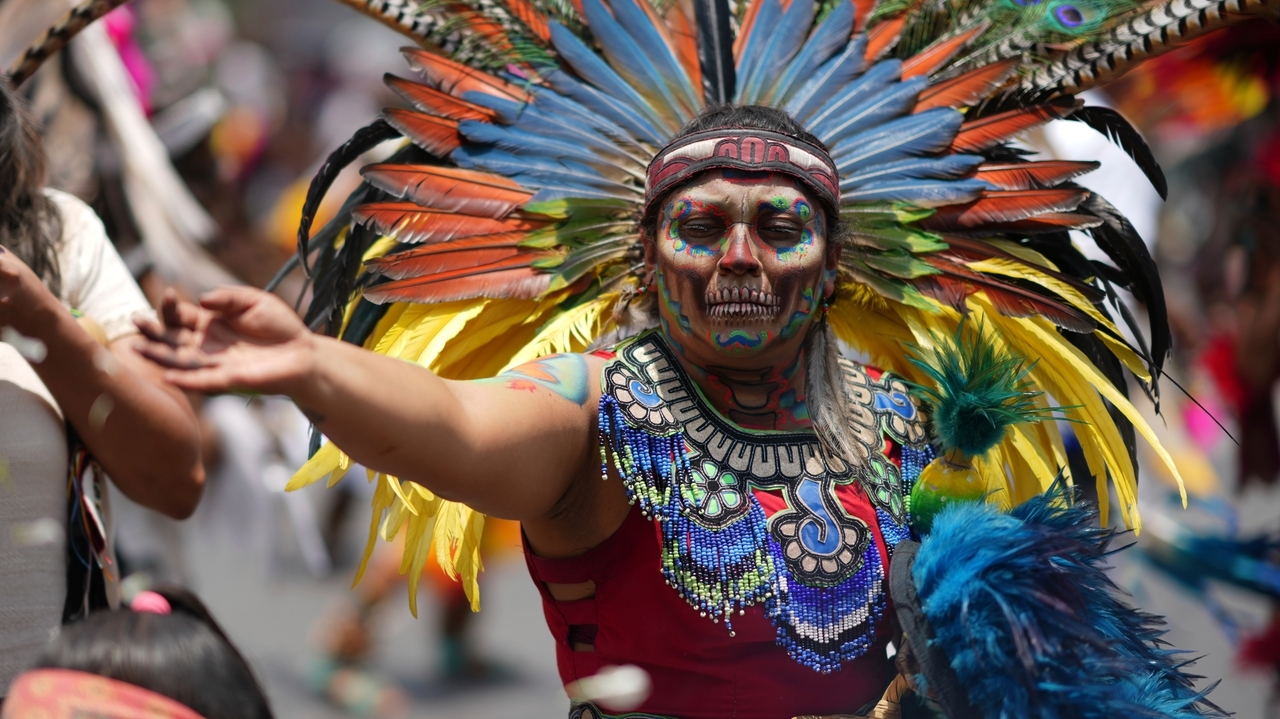 Mexico City marks 700 years since its founding by Indigenous people ...