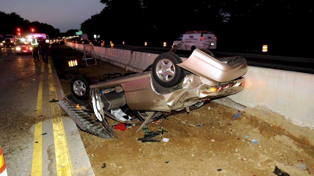 Route 135 reopens after morning crash - Newsday