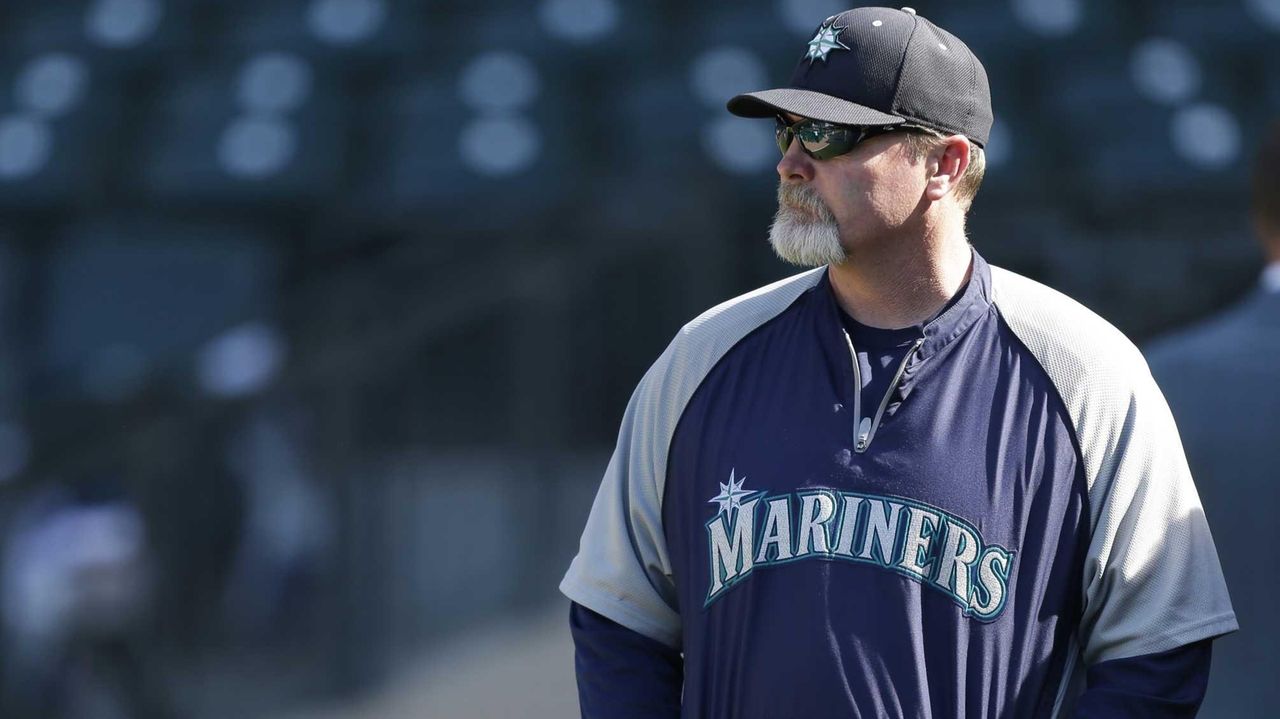Mariners manager Eric Wedge suffers 'mild stroke' - Newsday