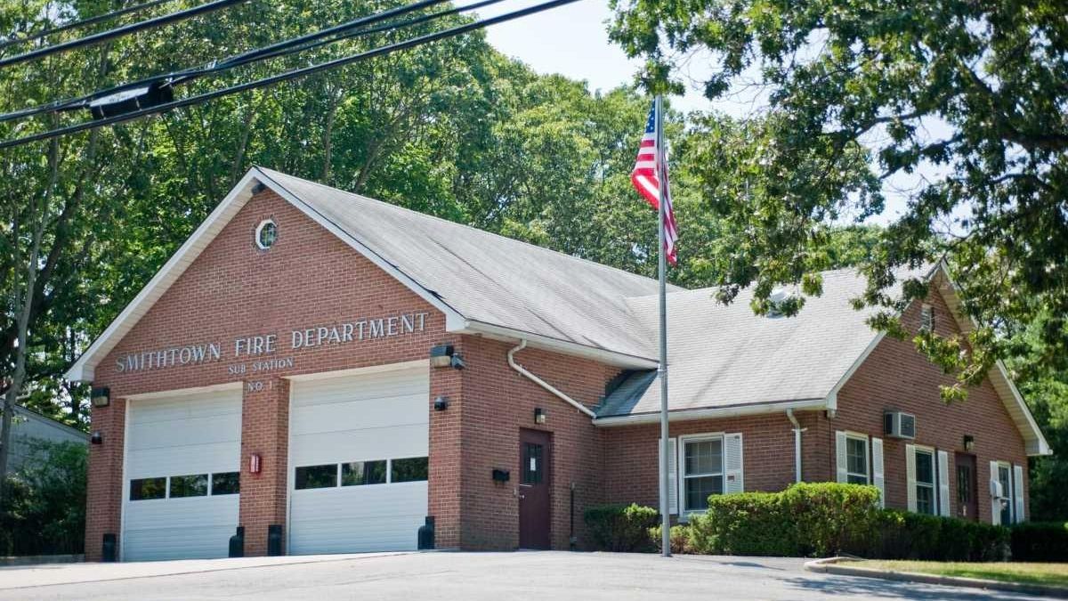 Forward step for Smithtown firehouse plan - Newsday