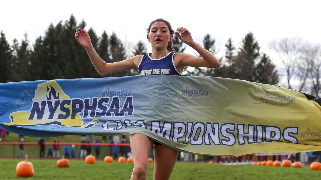 Bayport-Blue Point's Sophia McInnes wins Class B cross country state ...