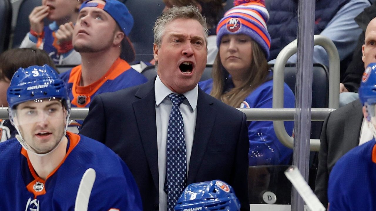 Islanders triumph in Patrick Roy's coaching debut as Bo Horvat scores ...