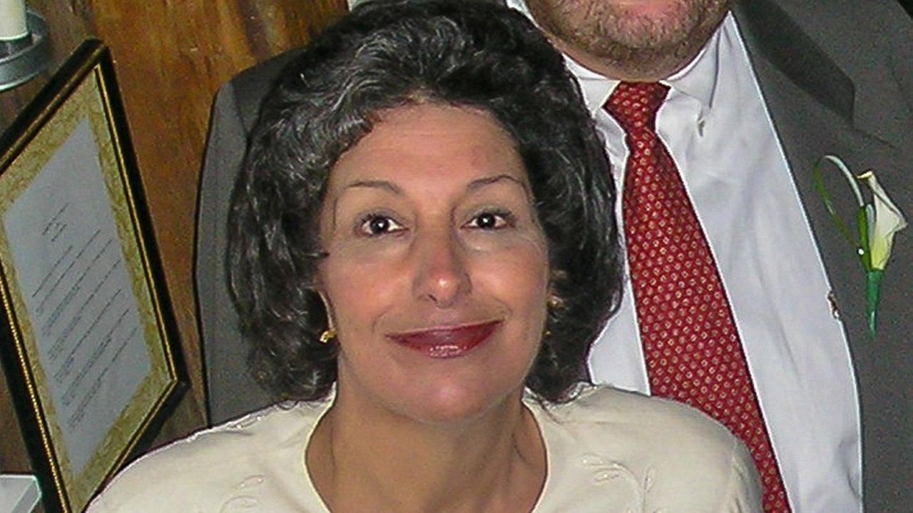 Susan Lupinacci, town supervisor's mother, dies at 67 - Newsday