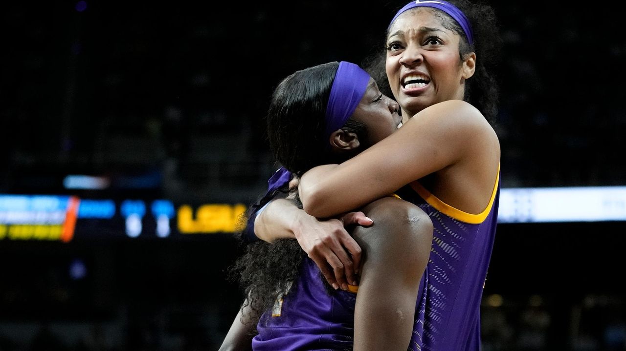 Johnson, Reese lead defending champion LSU past UCLA 78-69 to reach ...