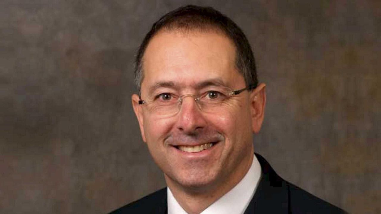 Ex-Hofstra dean of students Pete Libman dies at 51 - Newsday