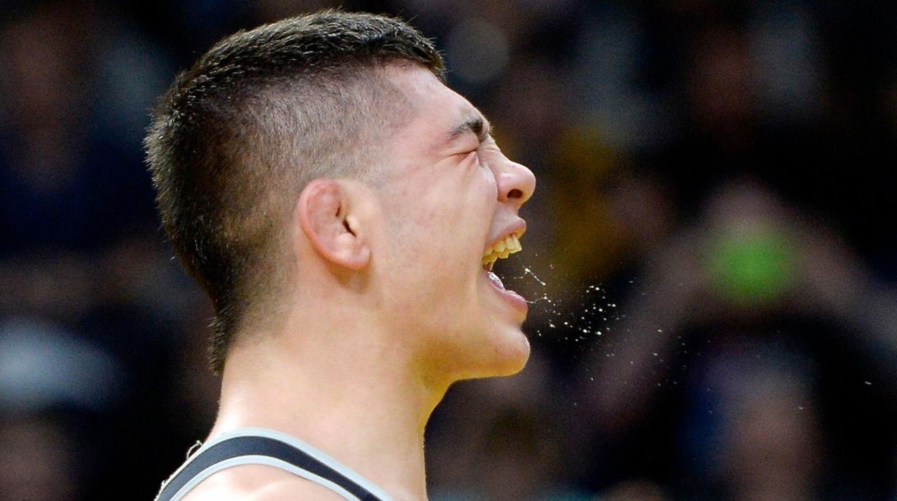 Plainview-Old Bethpage's Peter Pappas wins emotional 152-pound state ...