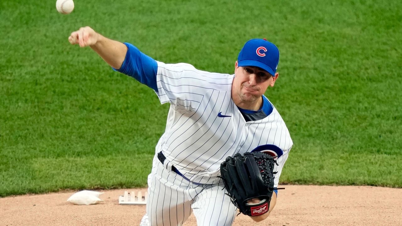 Cubs exercise pitcher Kyle Hendricks' $16 million option and catcher ...
