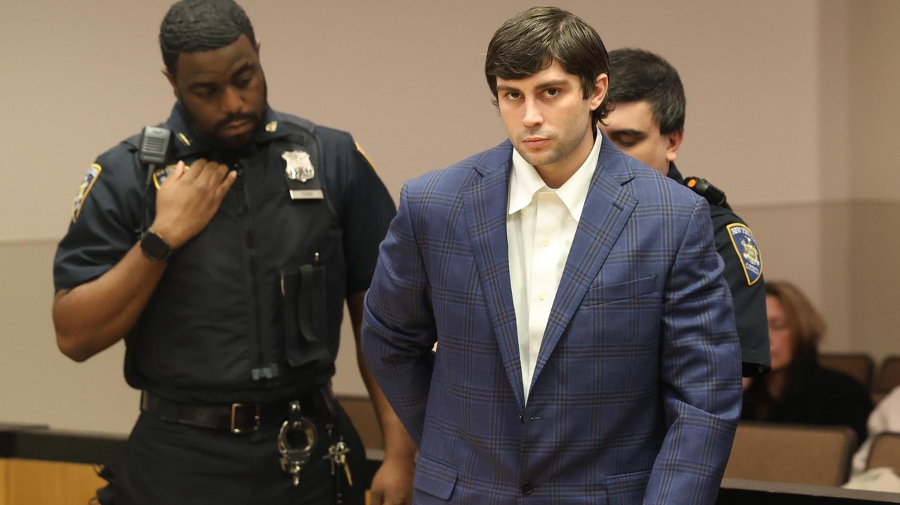 Jury convicts Christopher Fernandez, of Sound Beach, of killing Bohemia ...