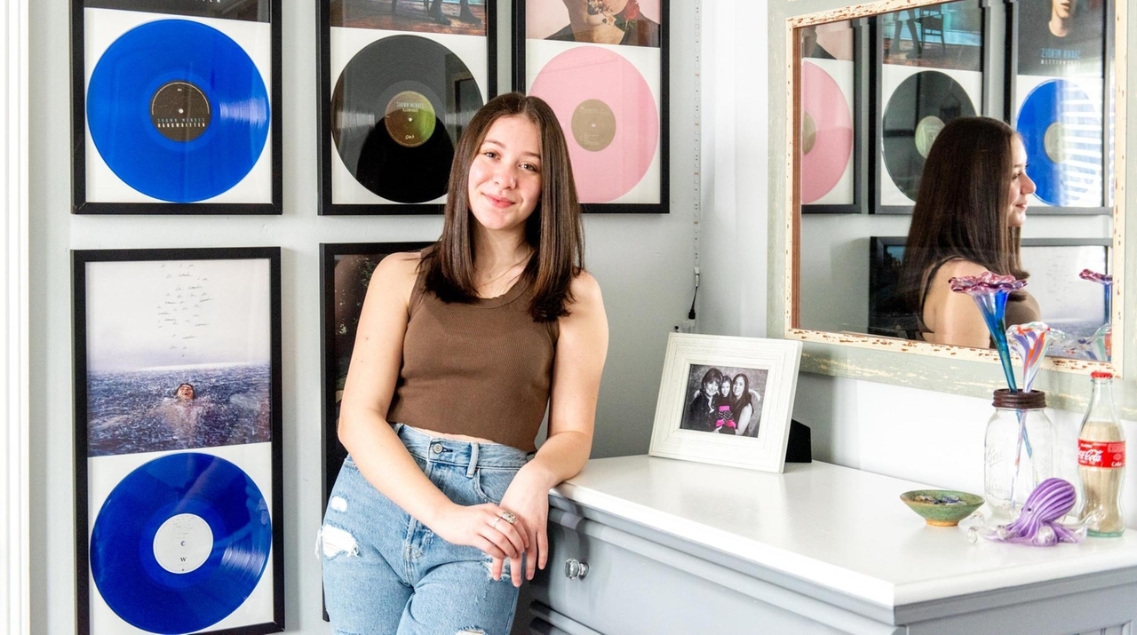 Port Washington teen redesigns bedroom - Newsday