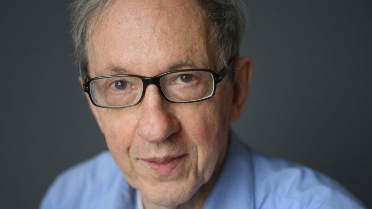 Robert Gottlieb, celebrated literary editor of Toni Morrison and Robert ...