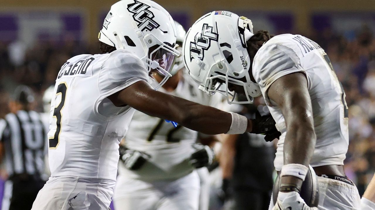 UCF says WR Xavier Townsend and 4 others are redshirting and planning ...