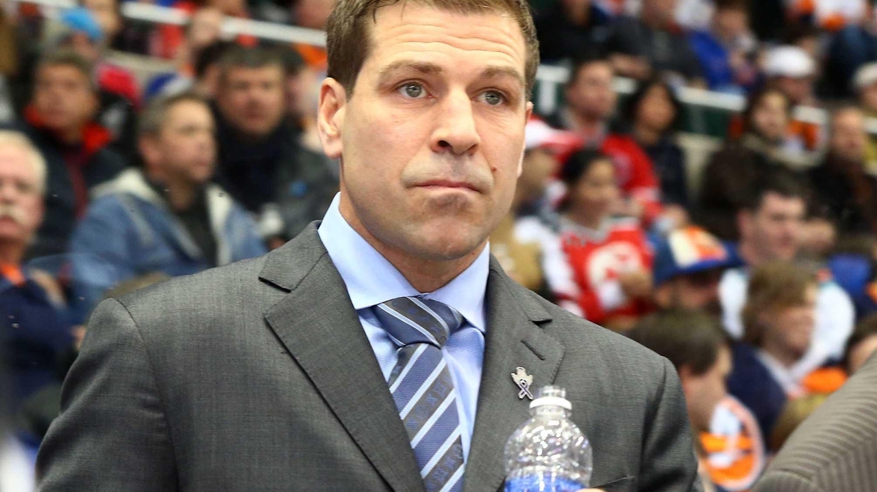 Doug Weight takes a break to be inducted into U.S. Hockey Hall of Fame ...