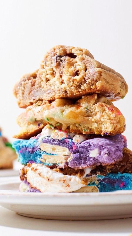 Inside Long Island's latest food trend: Over-the-top cookies - Newsday