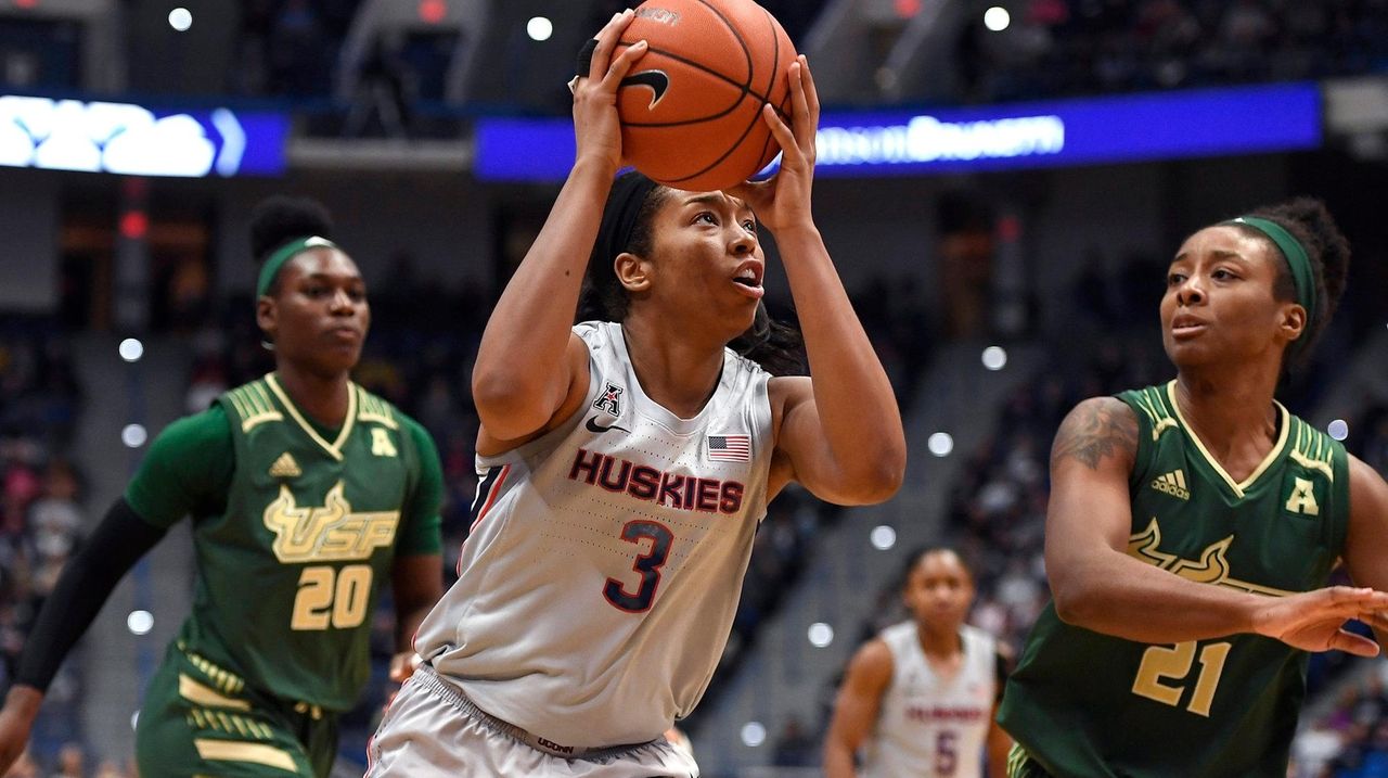 Liberty's Walker tests positive for coronavirus - Newsday