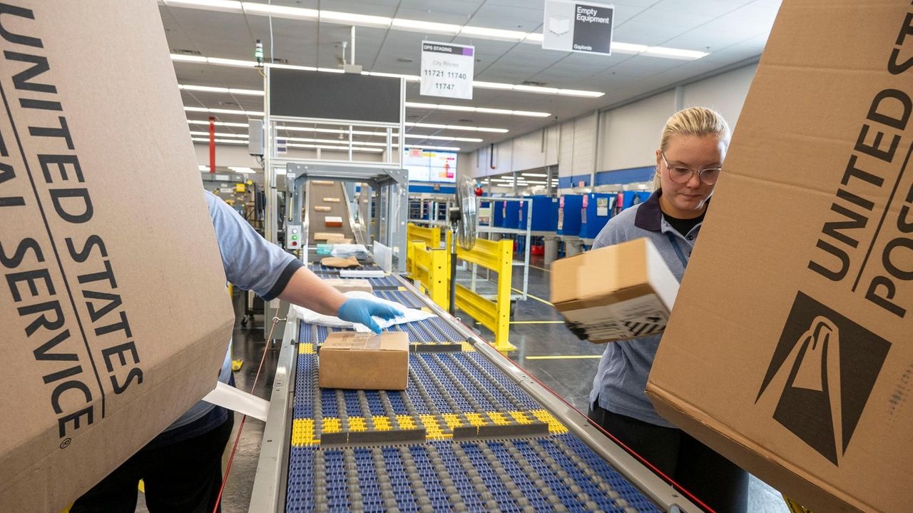 USPS unveils new mail sorting center in Huntington Station, introduces ...