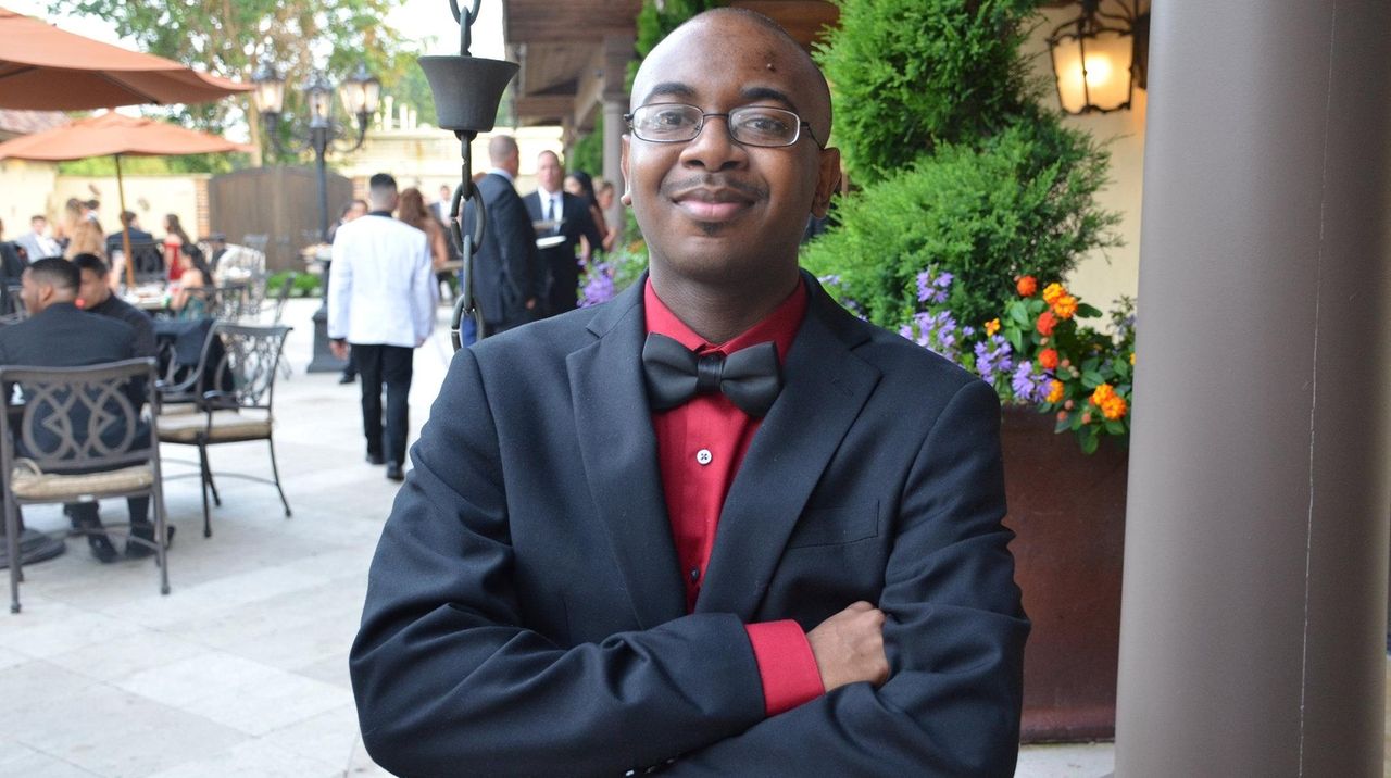 This Islip High School senior had a kidney transplant 6 months ago. Now ...