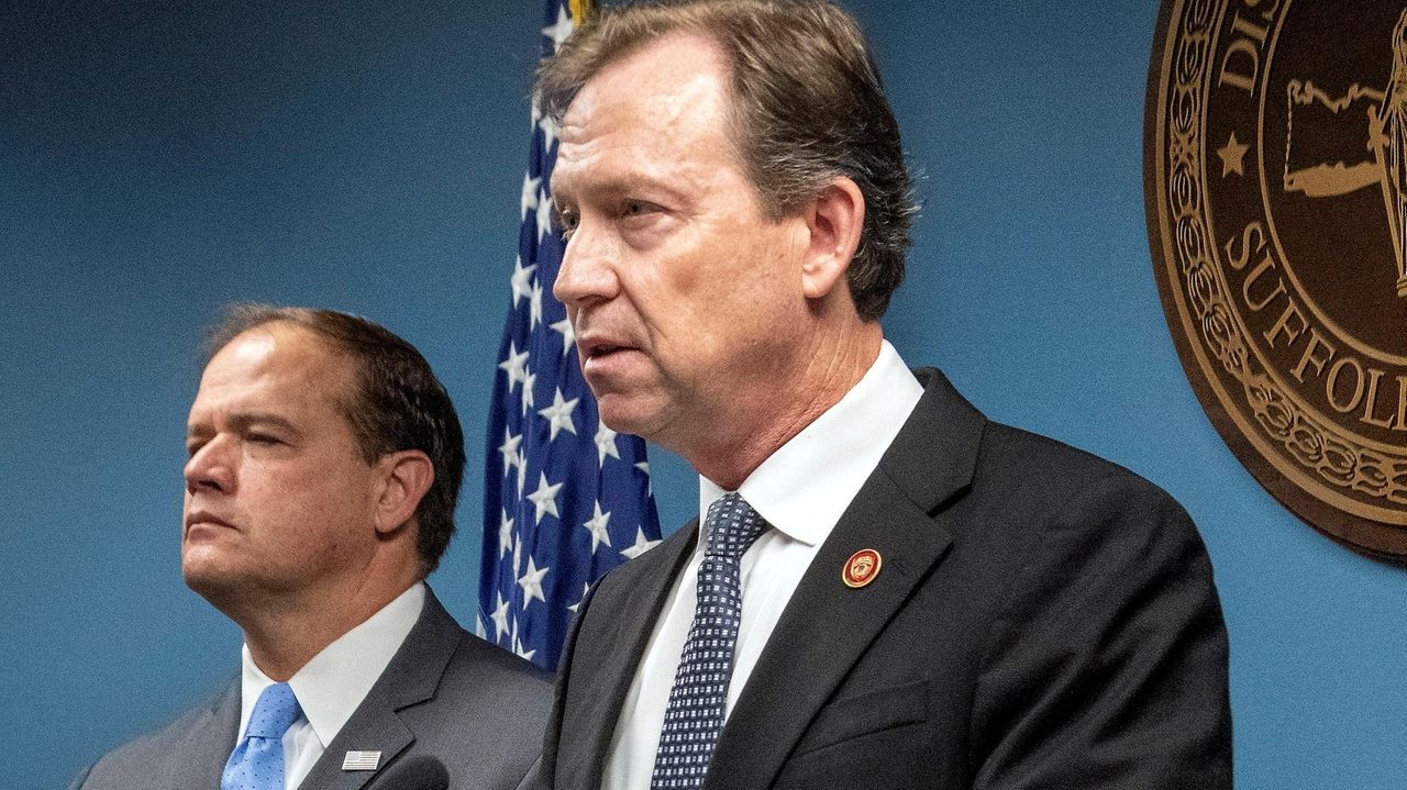 Robert Waring to continue leading Suffolk police department - Newsday