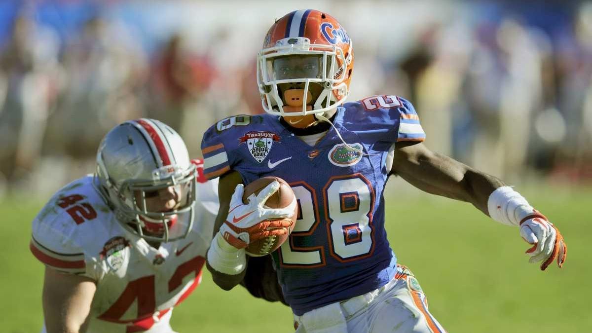 Jets eyeing Olympic track star Demps - Newsday